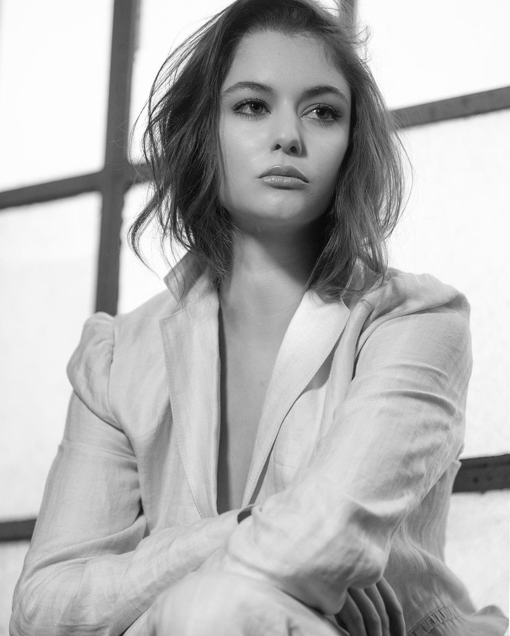 Picture of Zoelle Frick