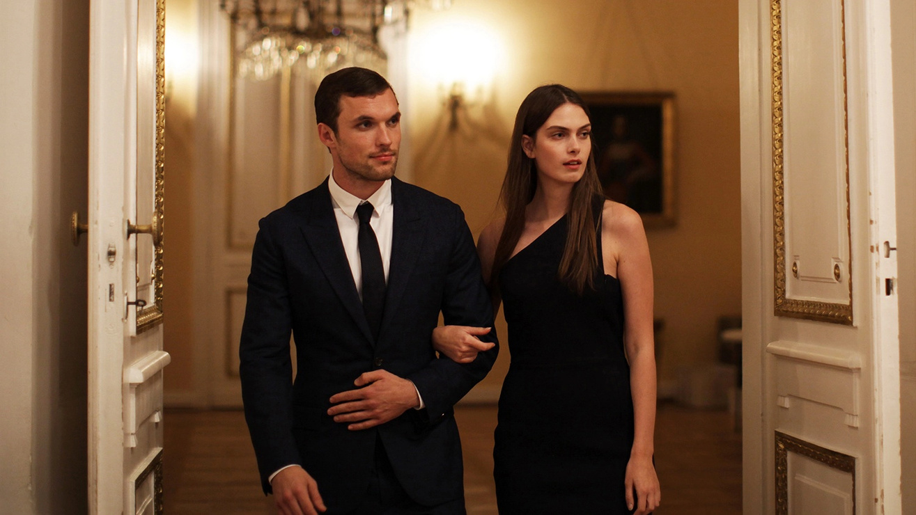 Picture of Ed Skrein