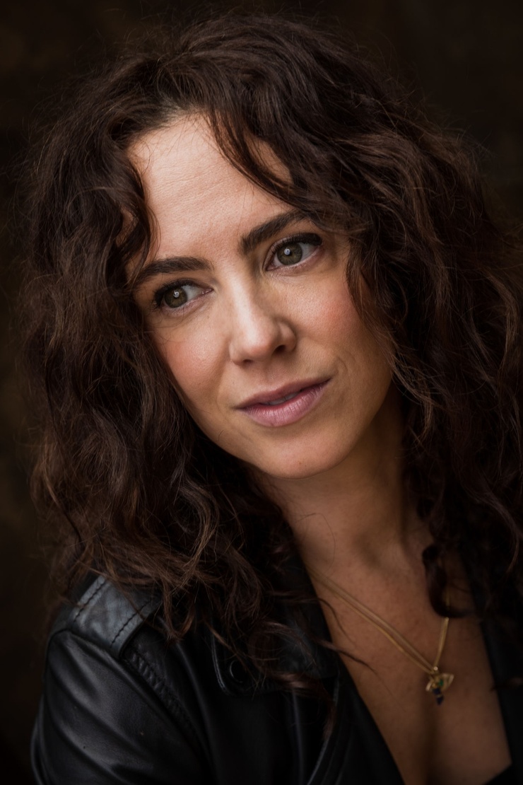 Picture of Amy Manson