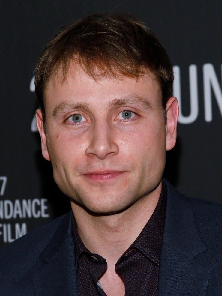 Max Riemelt picture