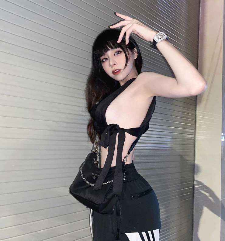 Picture of Trần Bích Hạnh