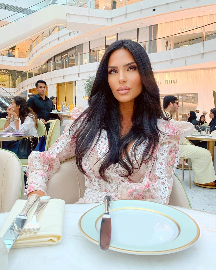 Picture of Shadi Y Cair