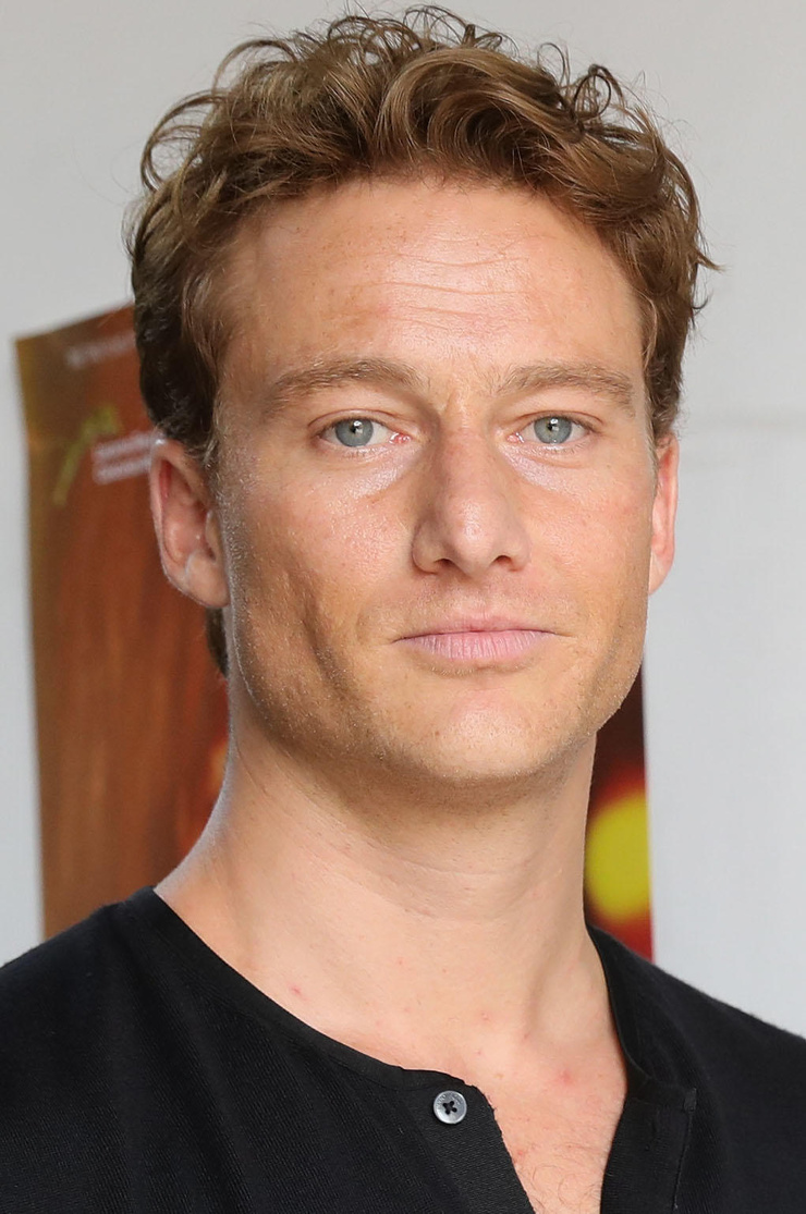 Picture of Alexander Fehling