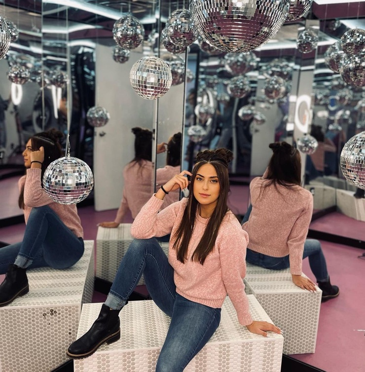 Natalie Rose image
