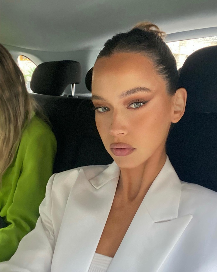 Picture of Isabelle Mathers