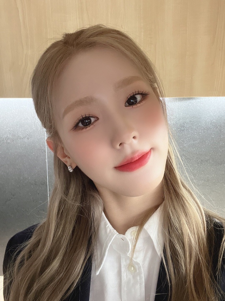 Miyeon picture