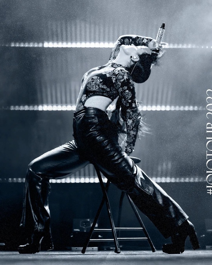 Joanna 'JoJo' Levesque image