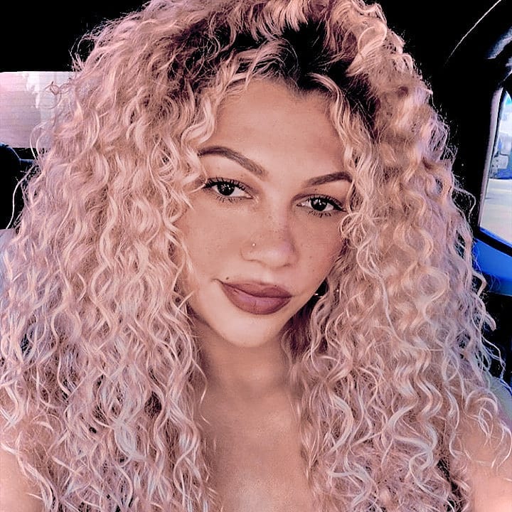 Picture of Alysse Reynolds