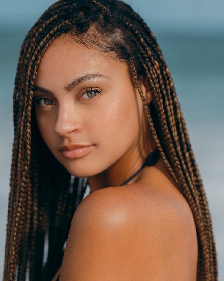 Picture of Ashley Tings