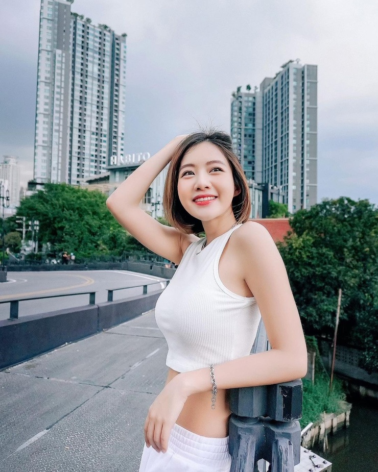 Picture of Chatchaya Suthisuwan