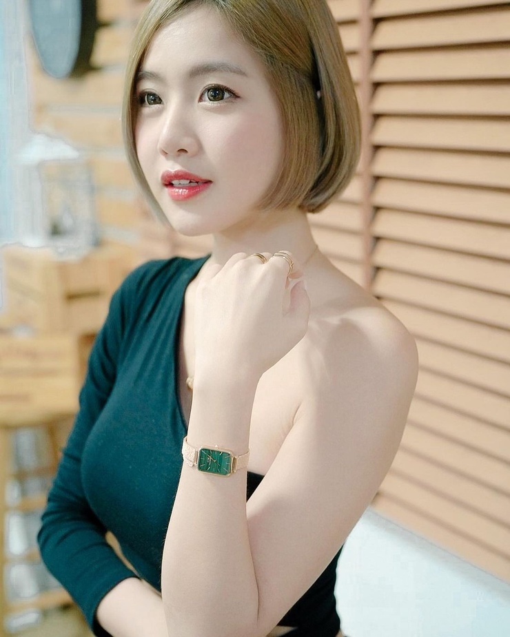 Picture of Chatchaya Suthisuwan