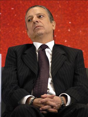 Picture of César Bono