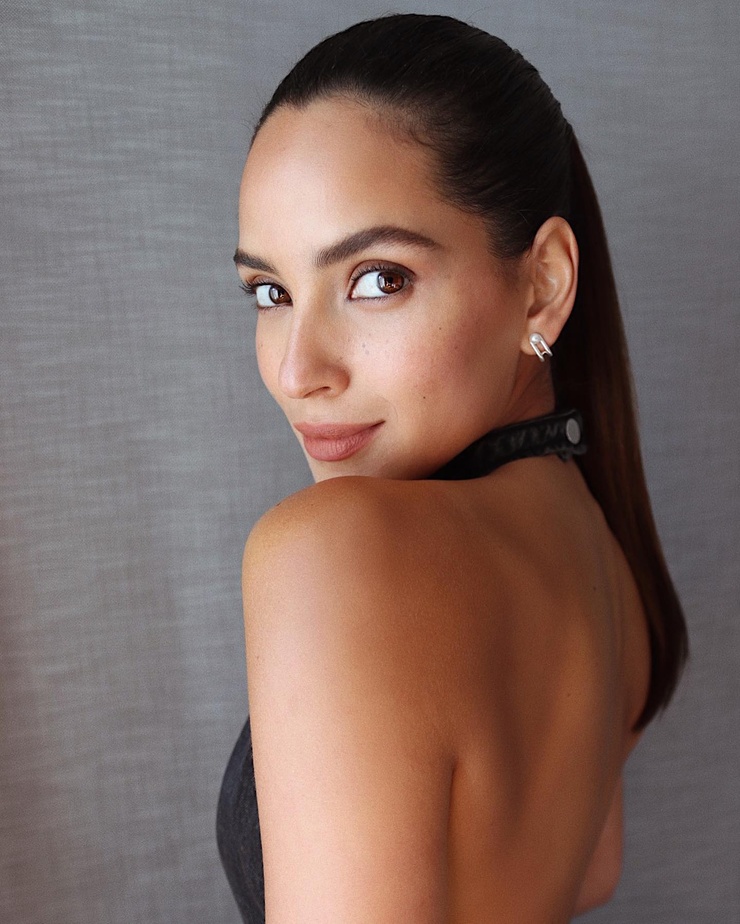 Picture of Adria Arjona