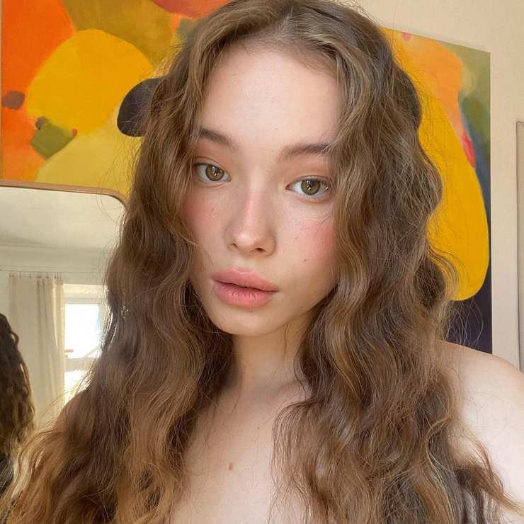 Lisa Tebeneva picture