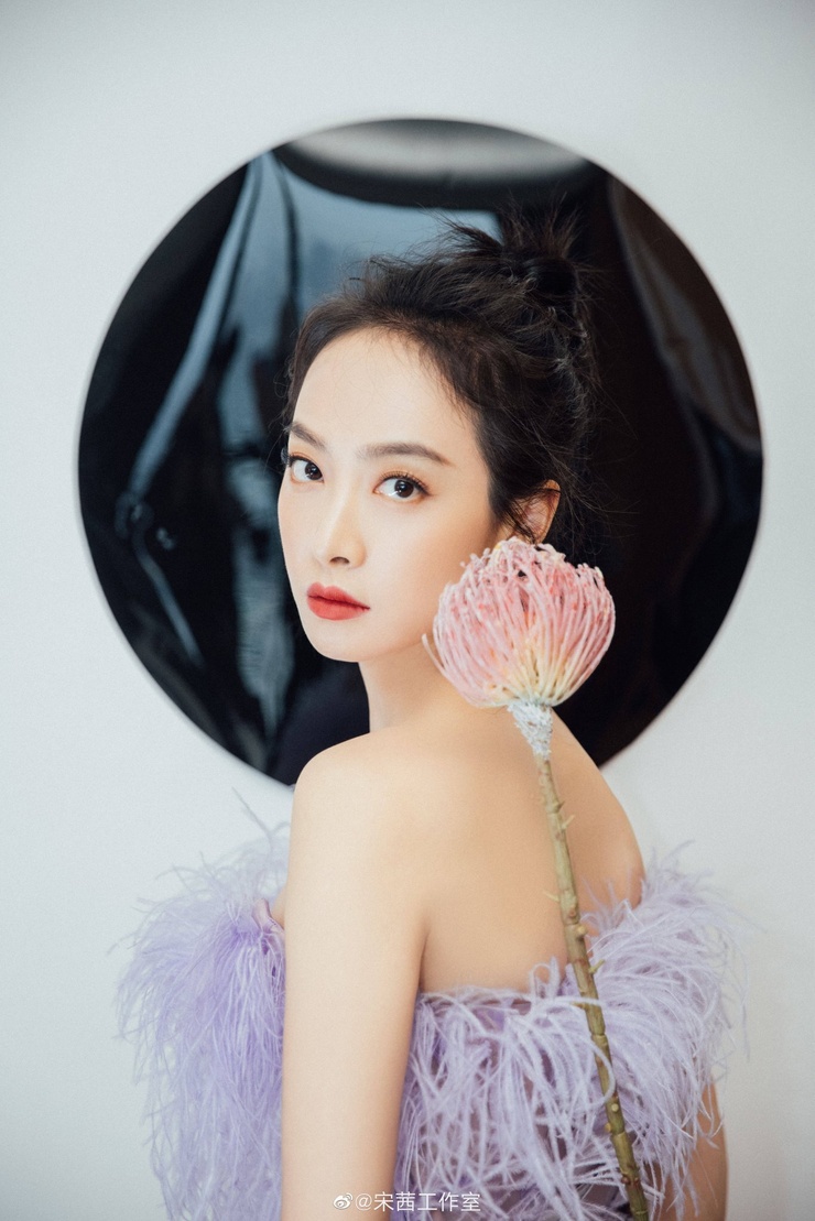 Picture of Victoria Song