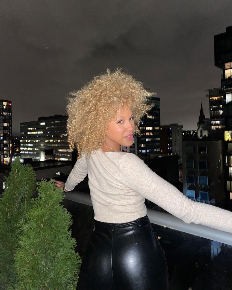 Robyn Alomar picture