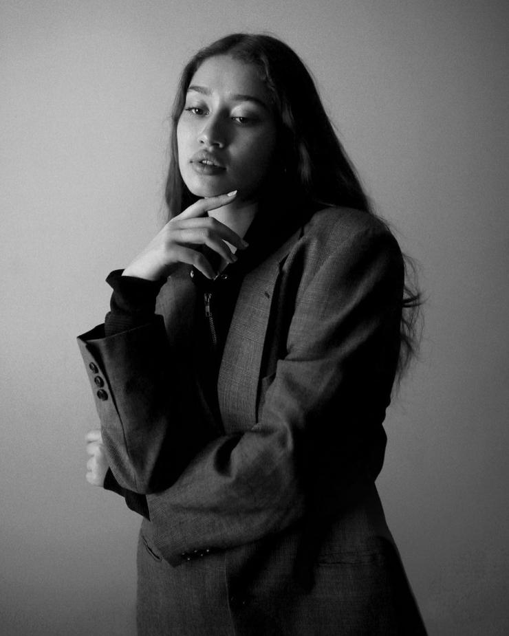 Elisa Flores image