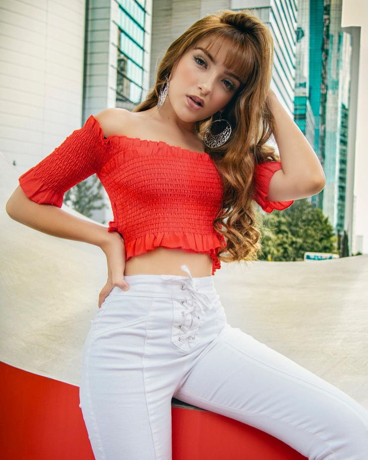 Picture of Elaine Haro