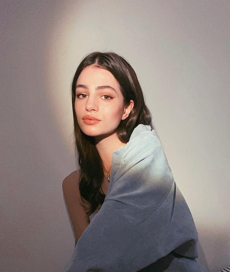 Picture of Karina Pill