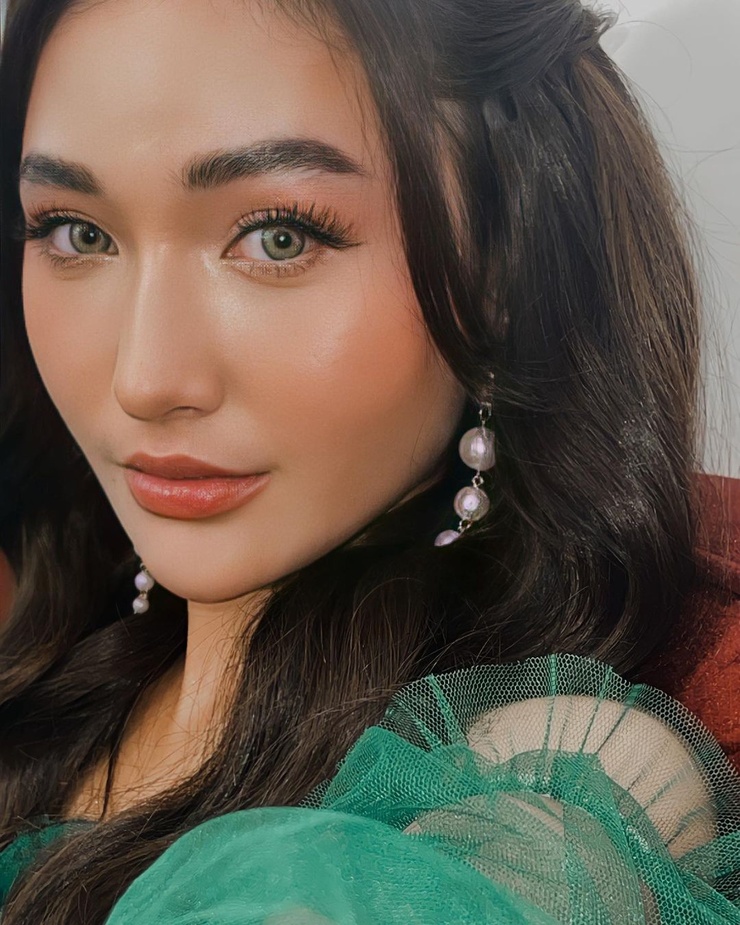 Picture of Sachzna Laparan