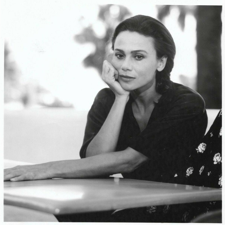 Lena Olin