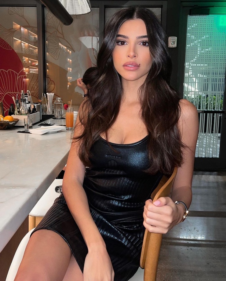 Picture of Sofia Symonds