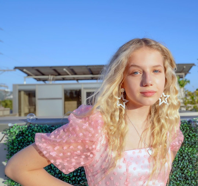 Picture of Indi Star