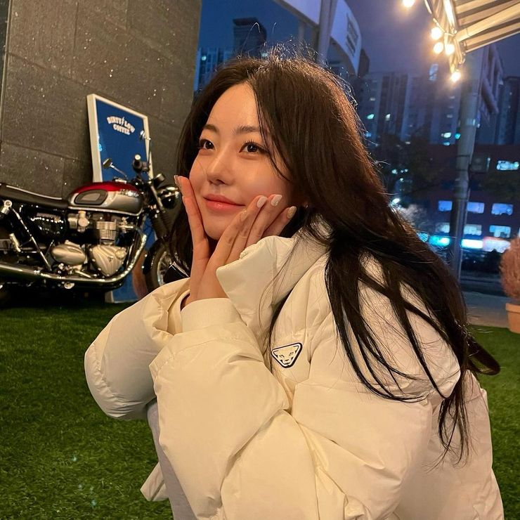 Picture of Han Sung-Yun