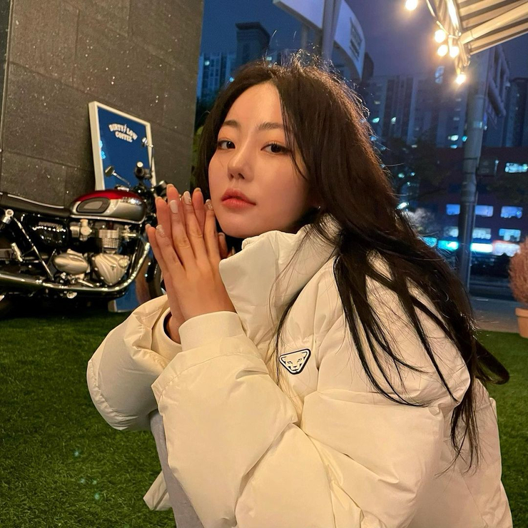 Picture of Han Sung-Yun