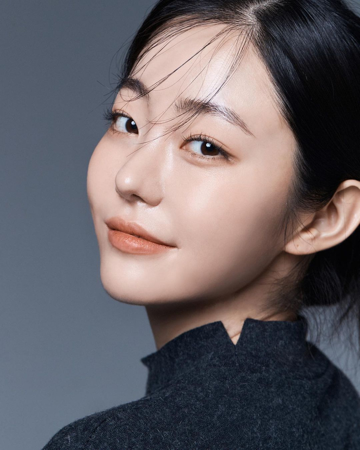 Picture of Han Sung-Yun