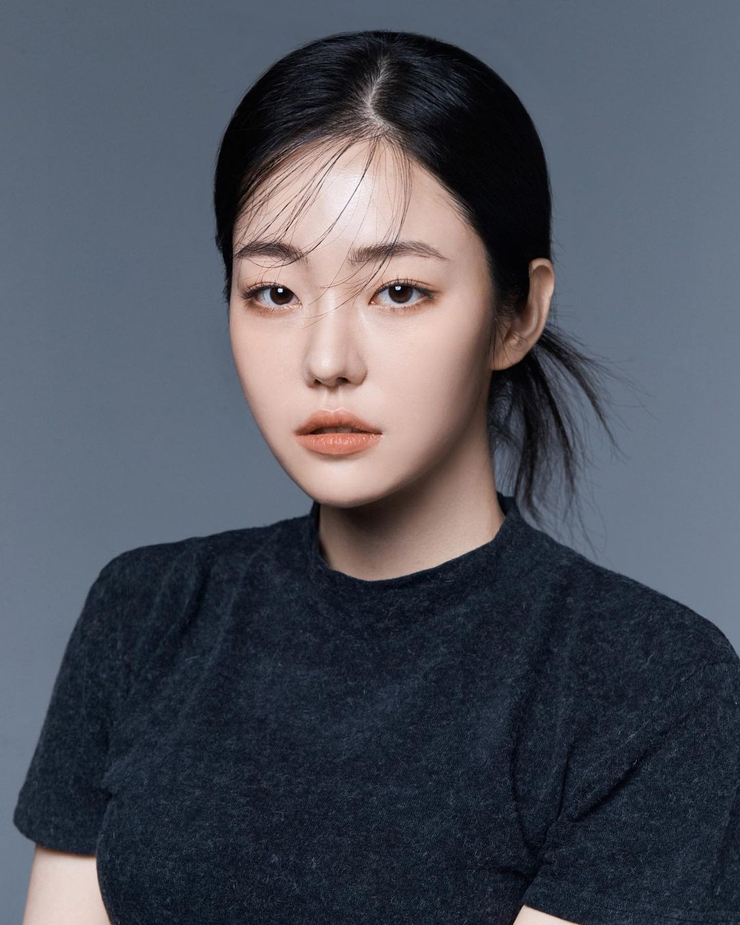 Picture of Han Sung-Yun