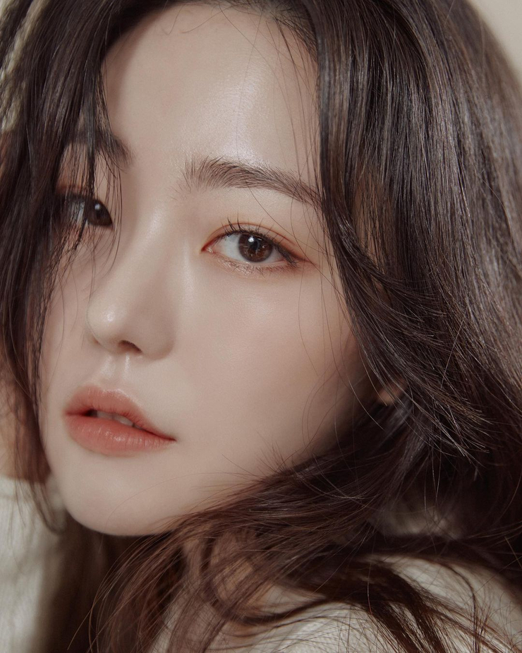 Picture of Han Sung-Yun