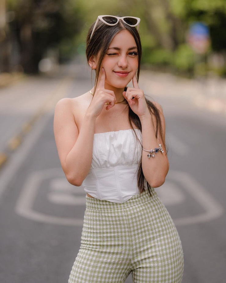 Shaula Ponce picture