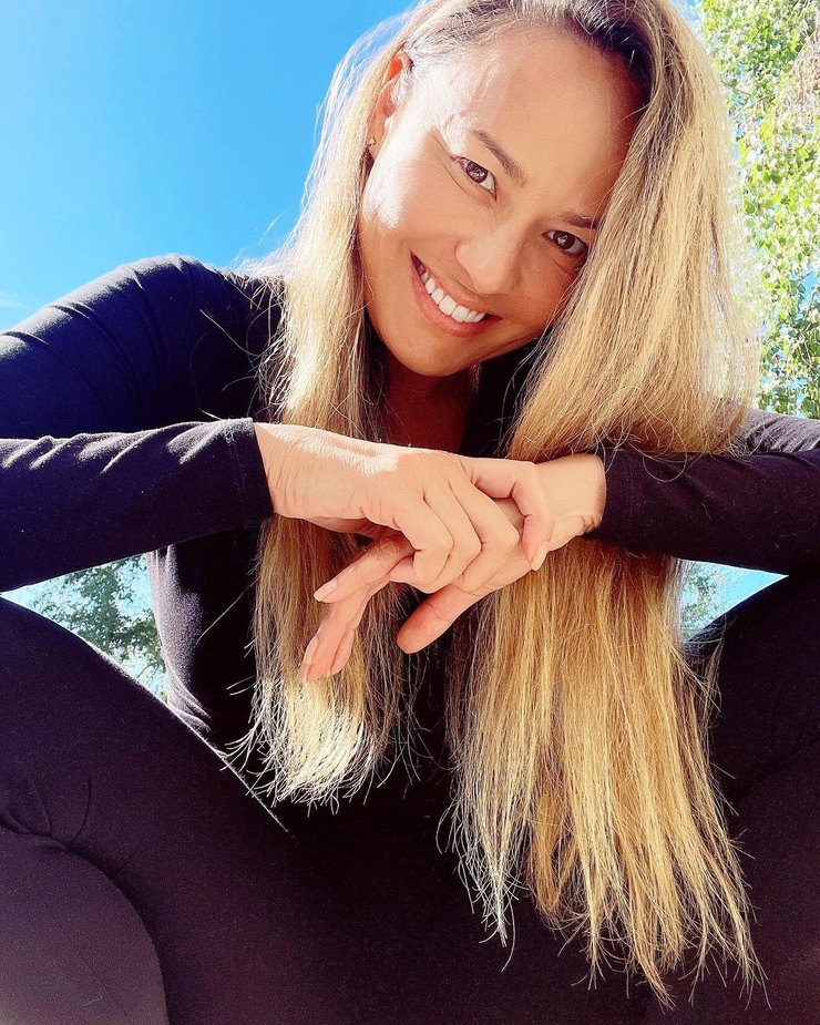 Picture of Moon Bloodgood