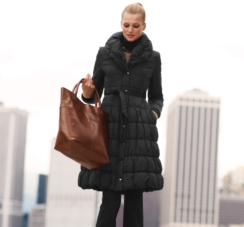 Picture of Toni Garrn