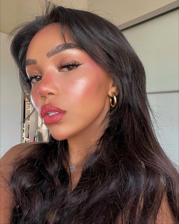 Picture of Daphne Blunt