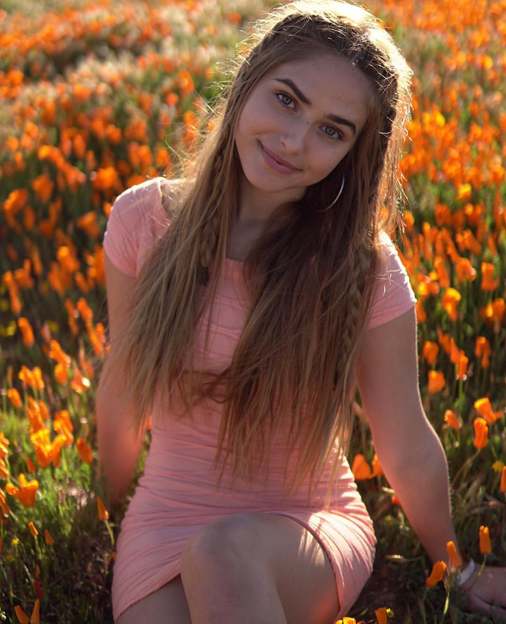 Ashley Puzemis picture