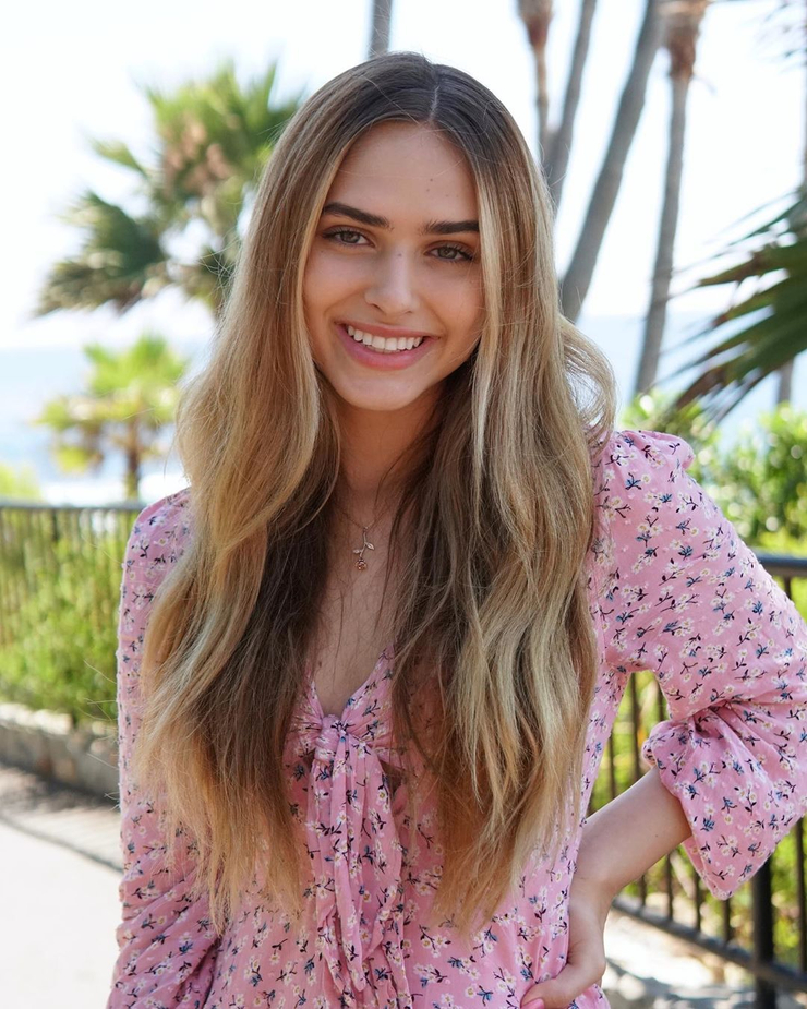 Picture of Ashley Puzemis