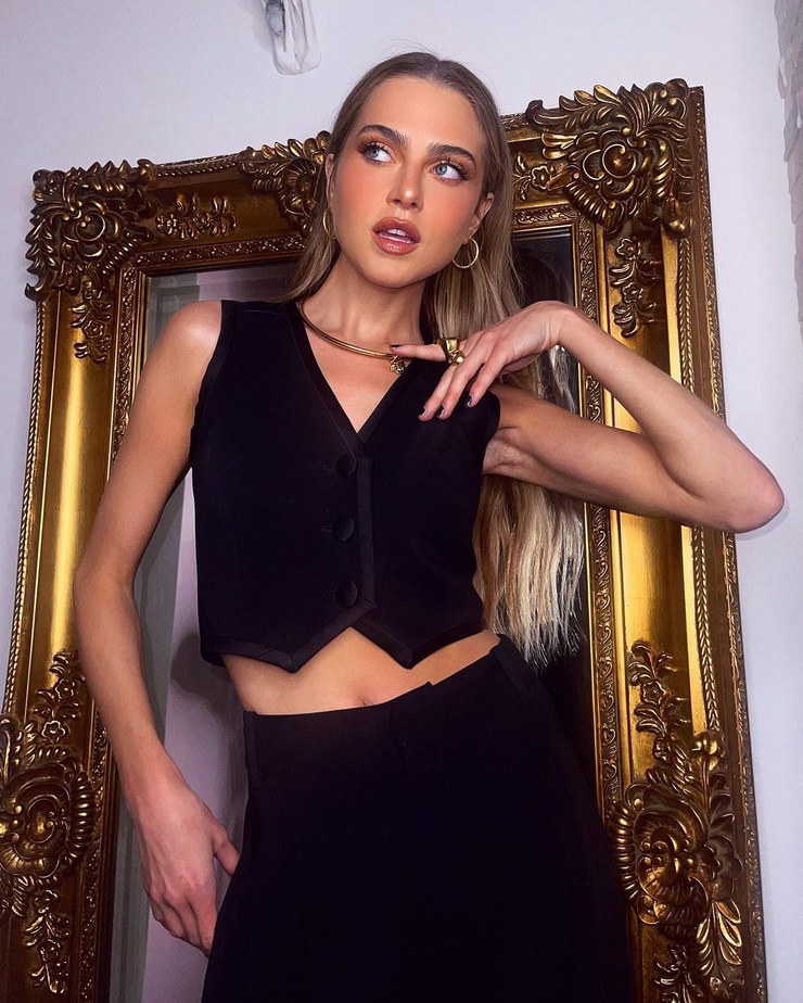 Picture of Anne Winters