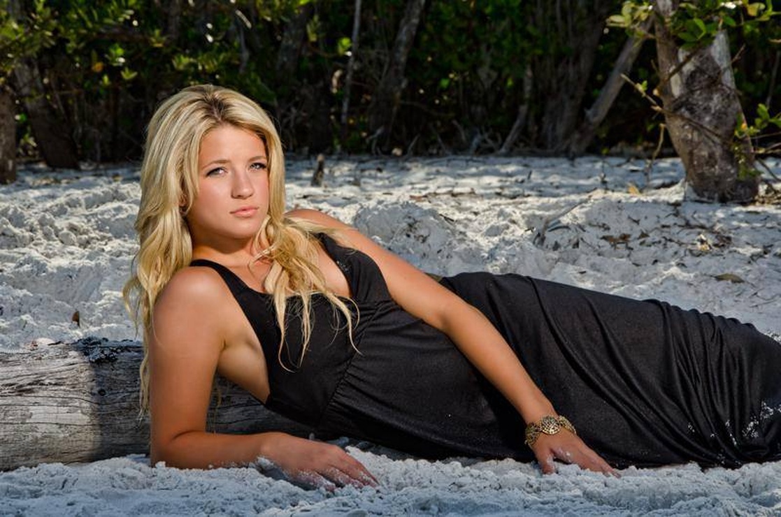 Picture of Danielle Stratton.