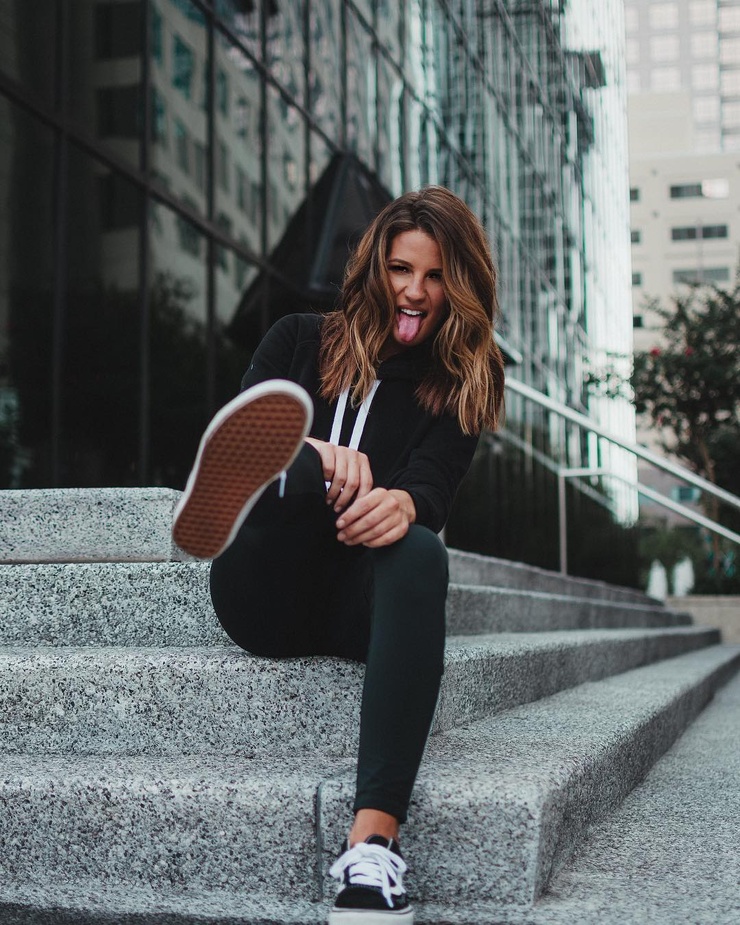 Danielle Stratton. picture