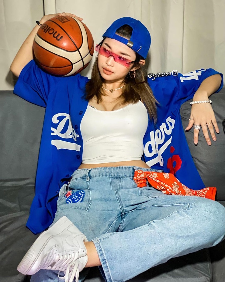 Picture of Jeila Dizon