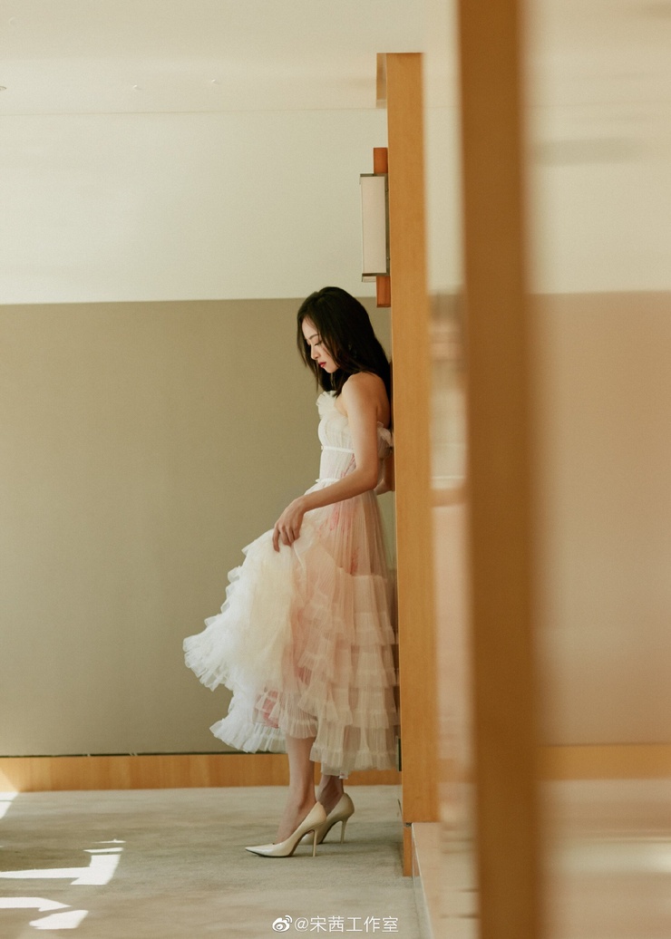 Picture of Victoria Song