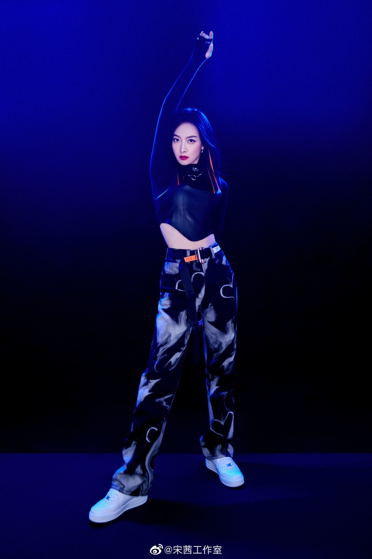 Picture of Victoria Song