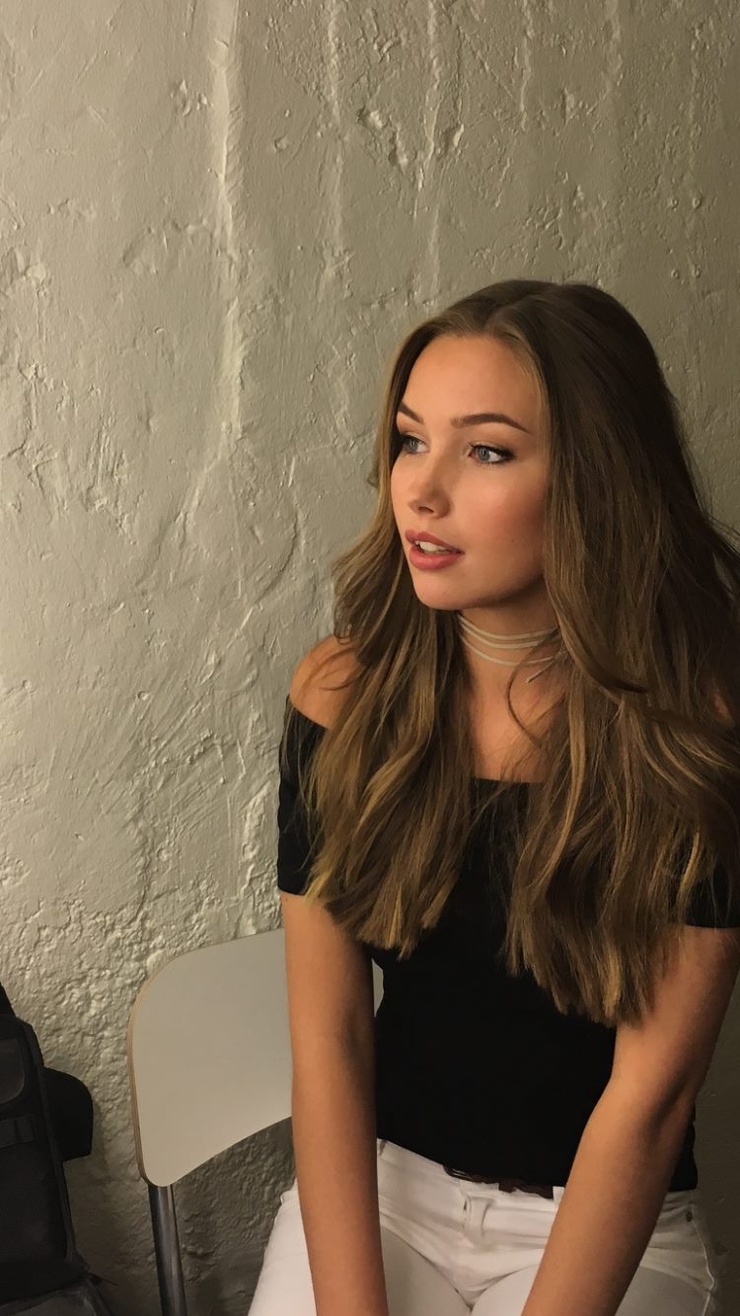 Picture of Sara Farell