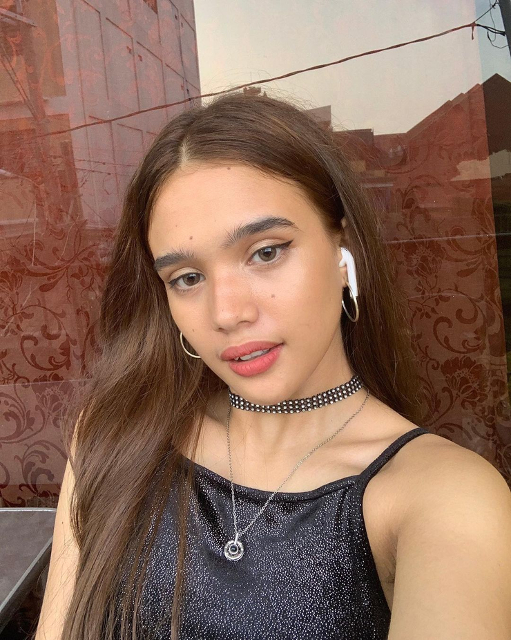 Picture of Criza Ta-a