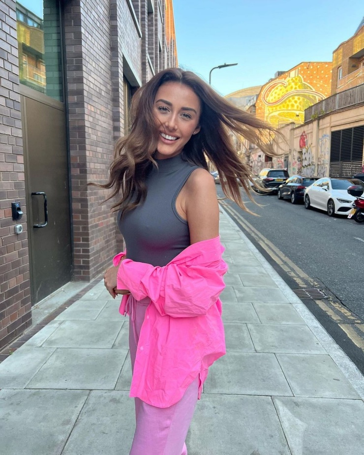 Picture of Chloe Veitch