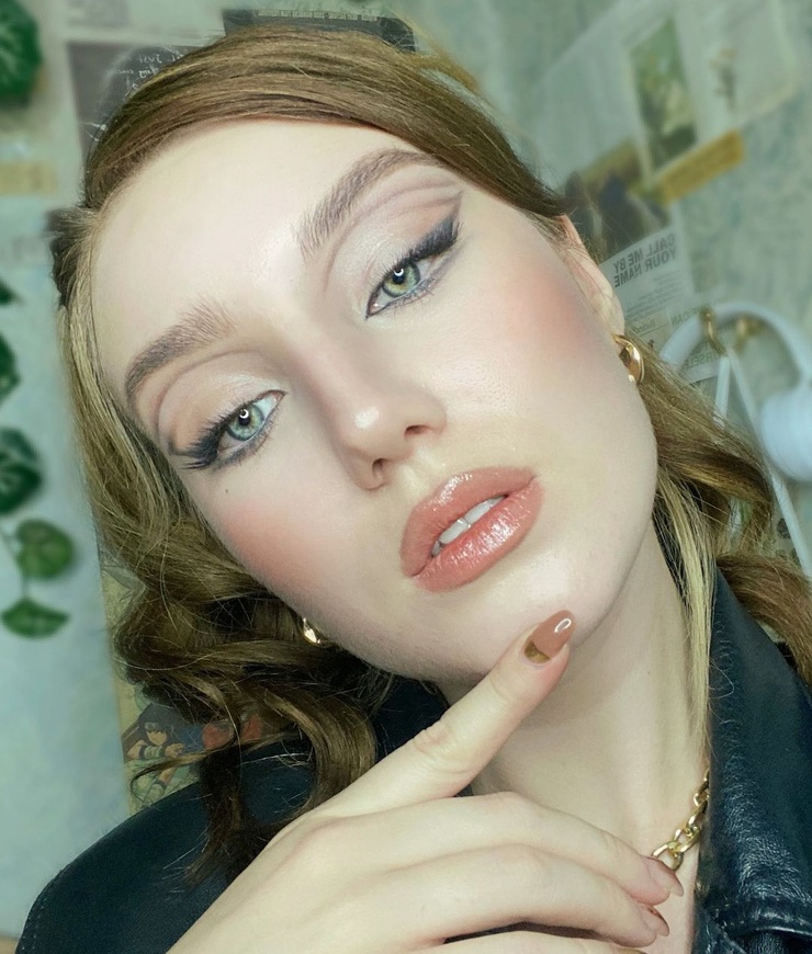 Picture of Ksenia Adova