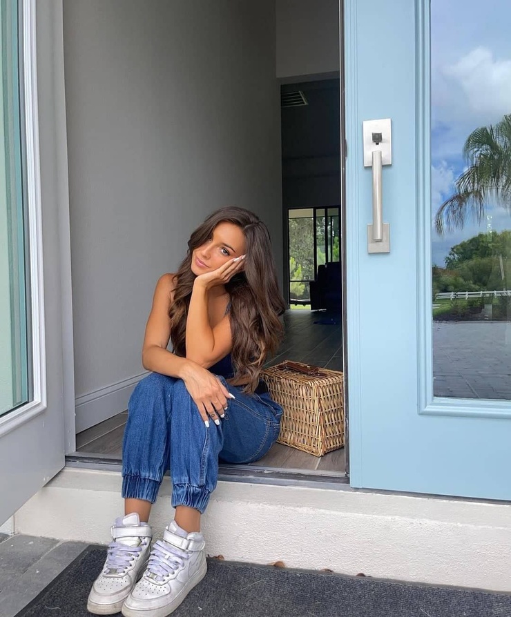 Picture of Taylor Alesia