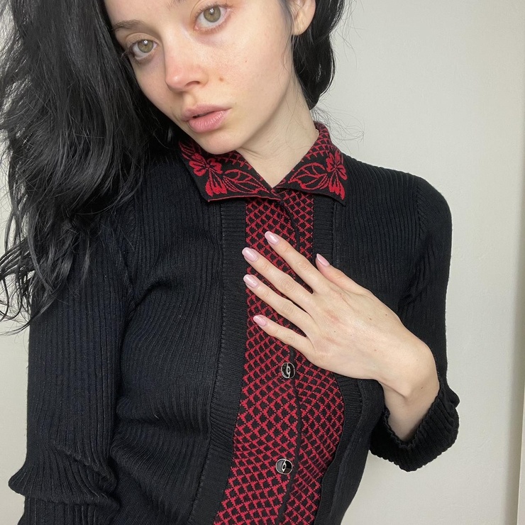 Picture of Alina Lee